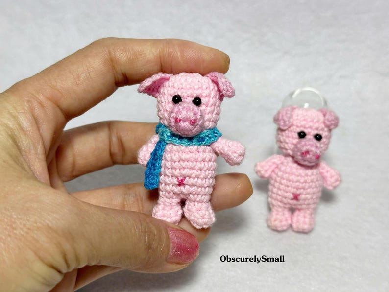 Tiny Crochet Pig Amigurumi Pattern – Miniature Size (PDF Pattern) - Etsy