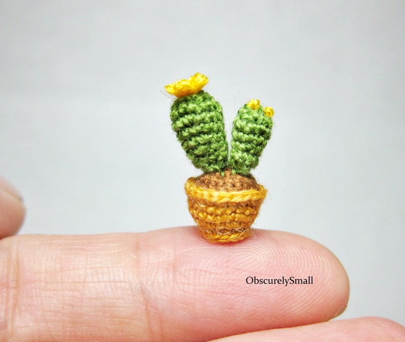 Tiny Crochet Potted Cactus - Amigurumi Plants - Made to Order - Etsy