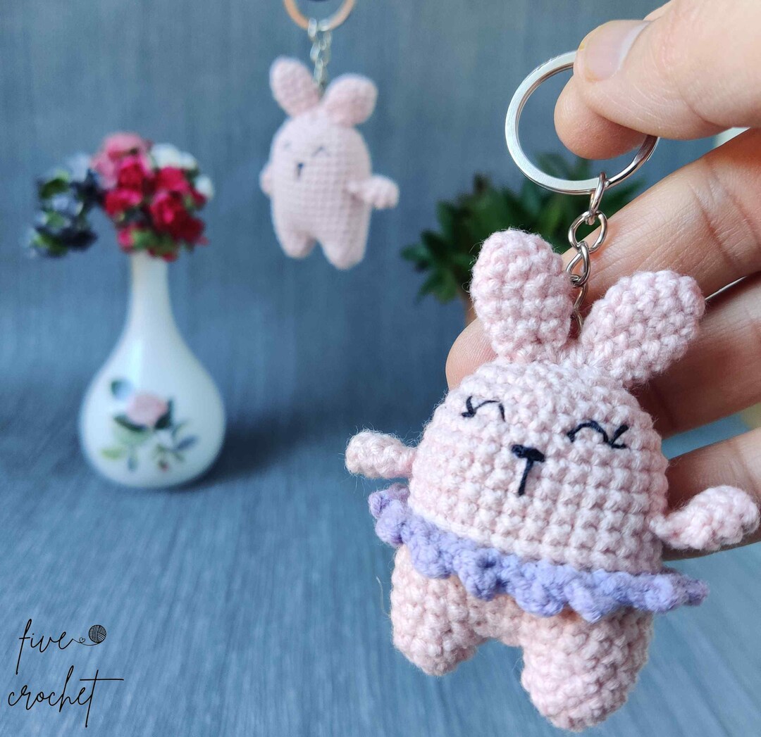 Crochet Bunny Keychain, Love Bunny Keyring, Crochet Pocket Hug, Bunny ...