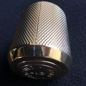 MOET & CHANDON Gold Colored Fizz Stopper Bottle Stopper - Etsy