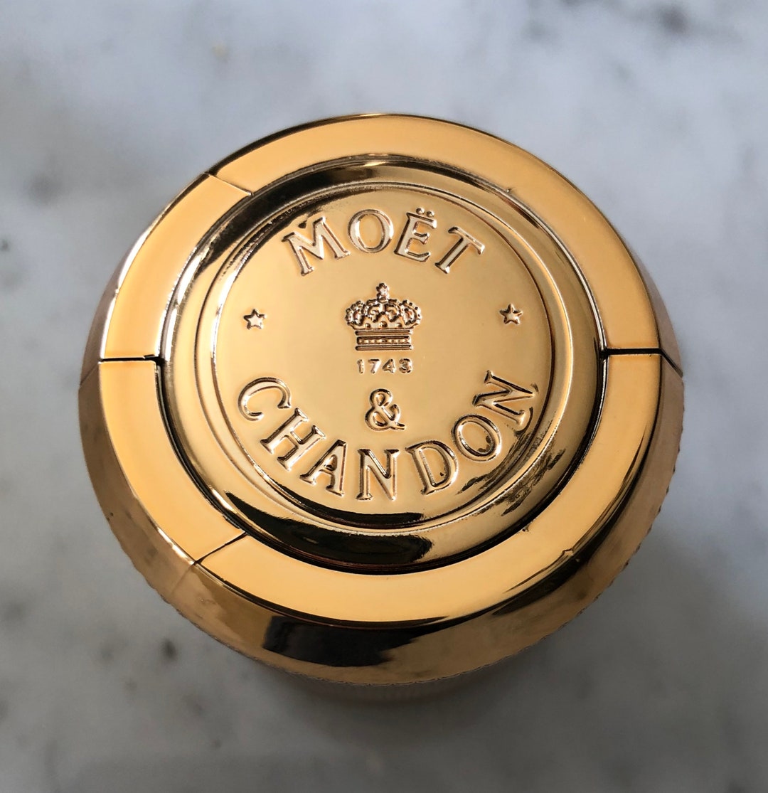 MOET & CHANDON Gold Colored Fizz Stopper Bottle Stopper - Etsy