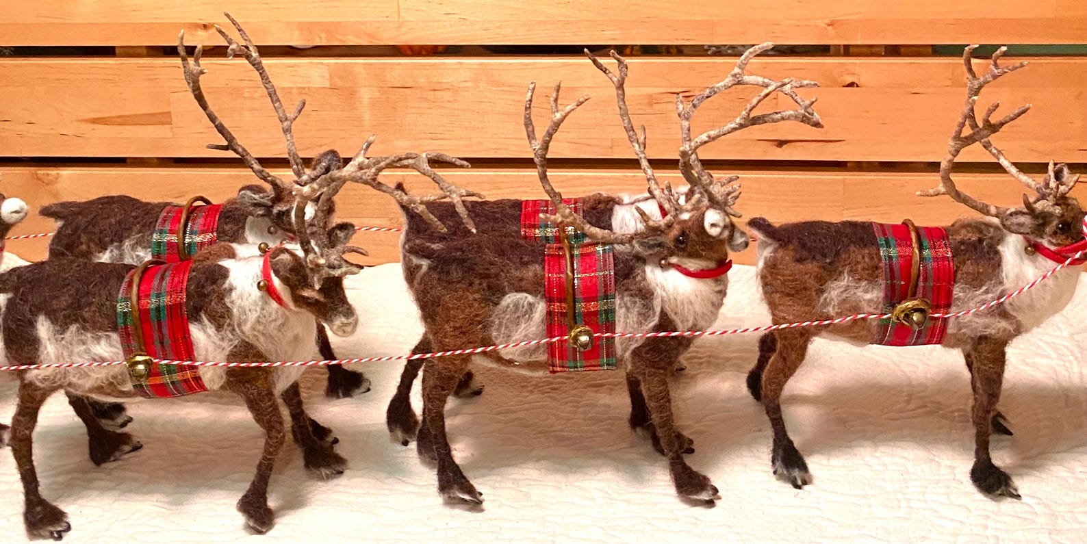 Needle Felted Santa and 9 Reindeer Set, Made-to-order Only, Christmas ...