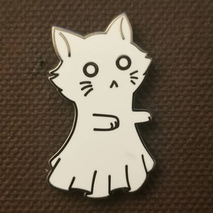 Ghost Cat Pin - Etsy
