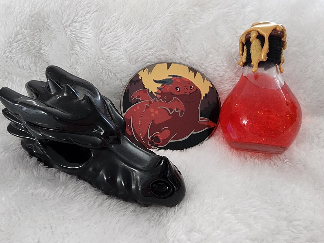 Limited Edition Themberchaud Enamel Pin - Etsy