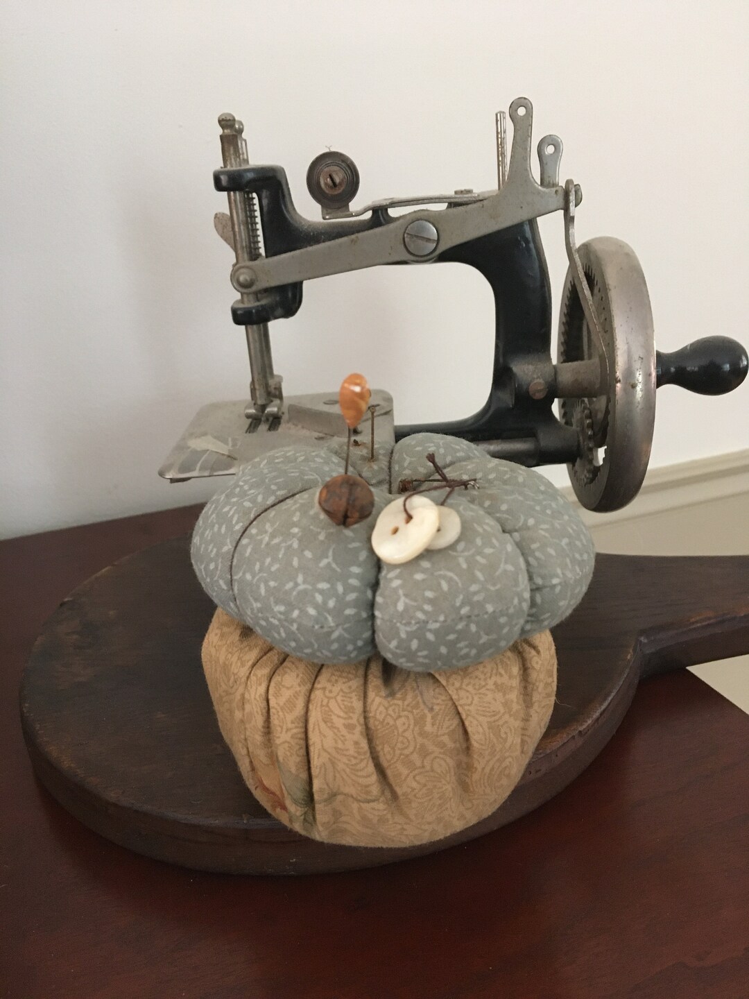 Primitive Reproduction Pin Cushion - Etsy