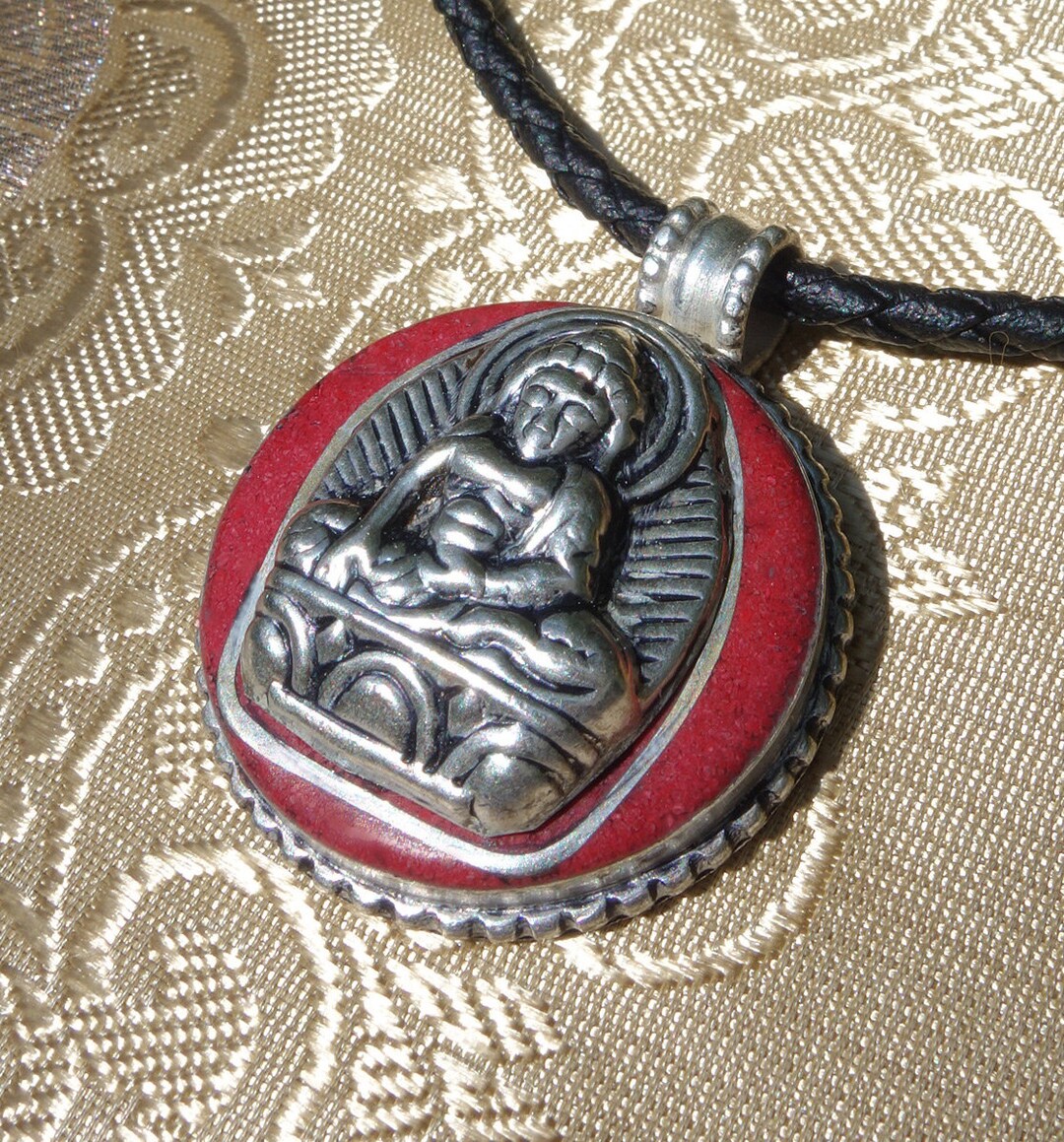 Beautiful Shakyamuni BUDDHA AMULET With Coral From Nepal - Etsy