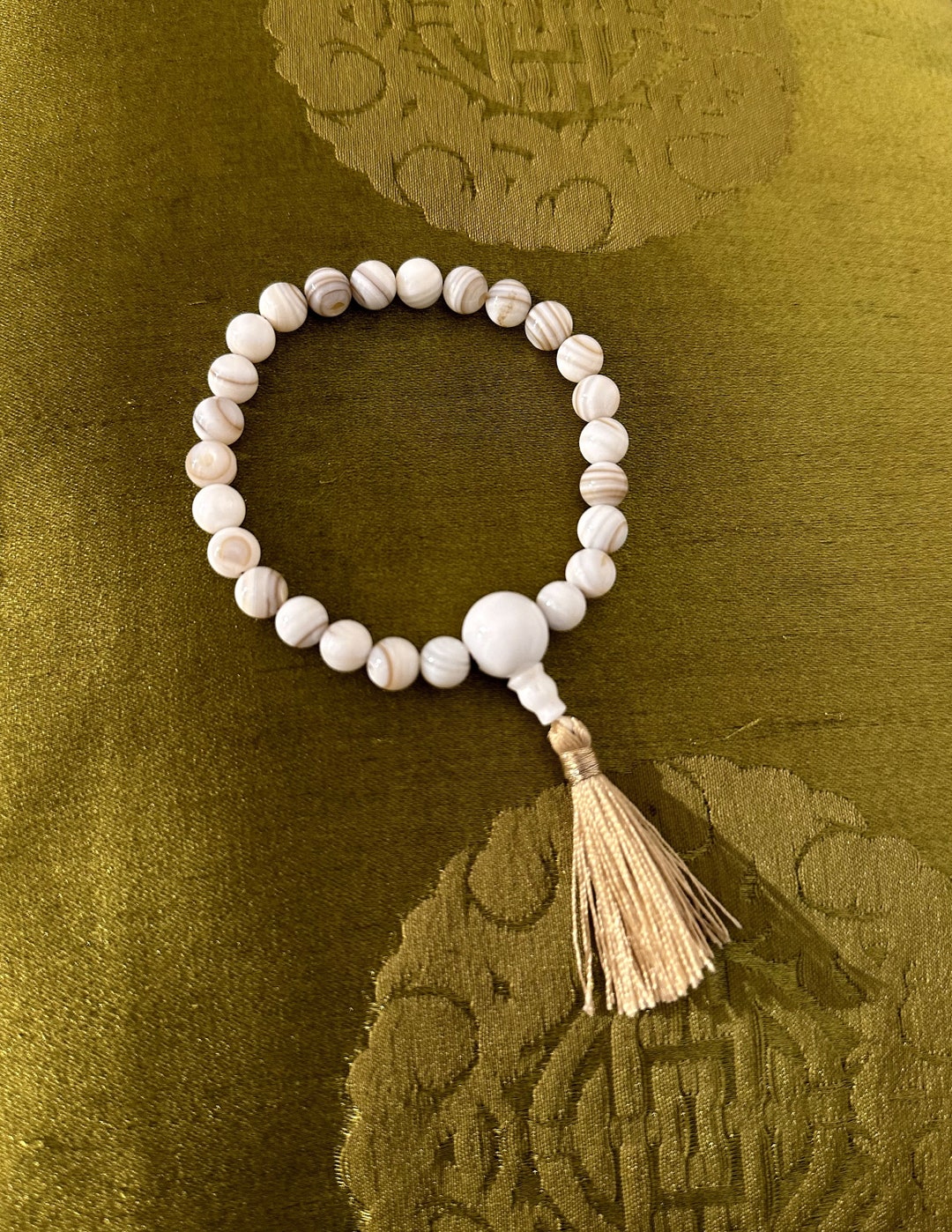 Noble Hand-mala, Prayer Beads Made of White Eye Agate With Gold Thread ...