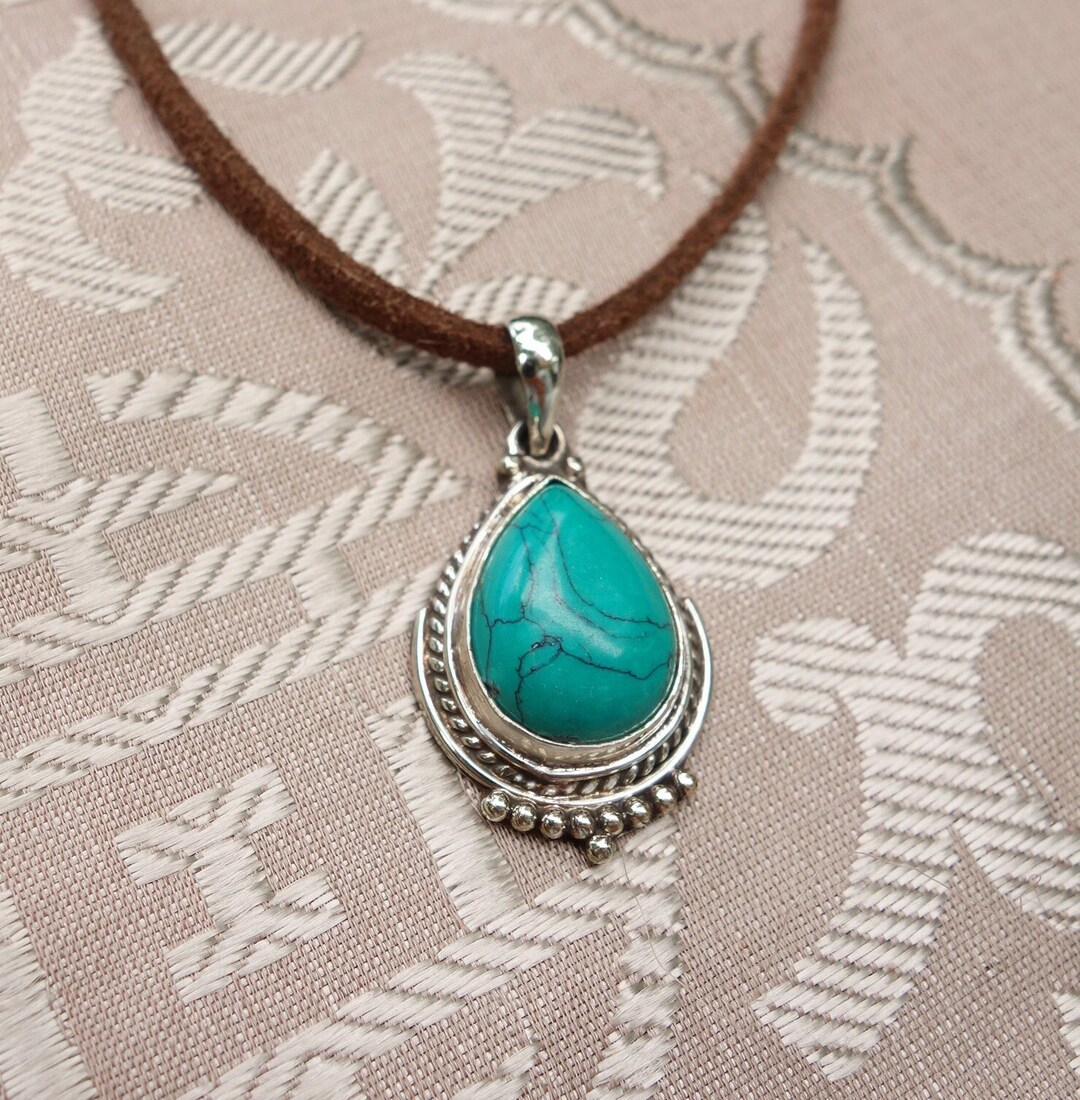 Sehr schönes Silber Amulett mit Türkis aus Nepal - Etsy.de