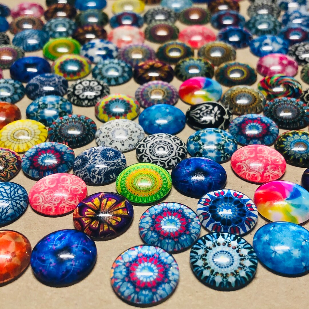 25 Round Glass Cabochons - Etsy