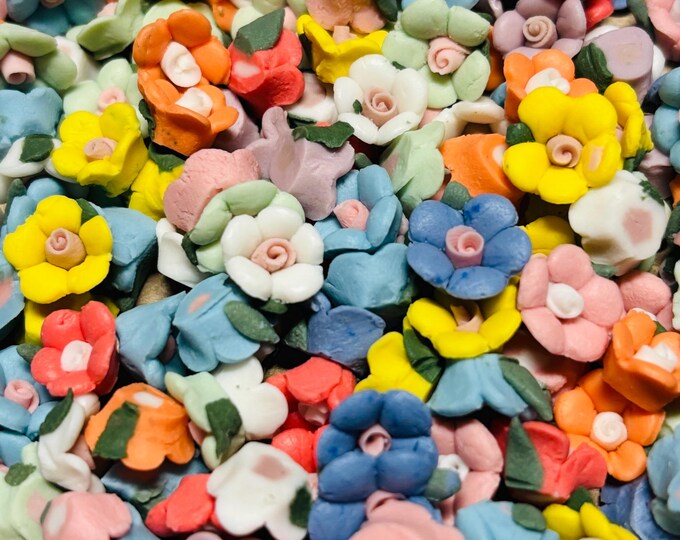 30 Porcelain Flower Cabochons - Etsy