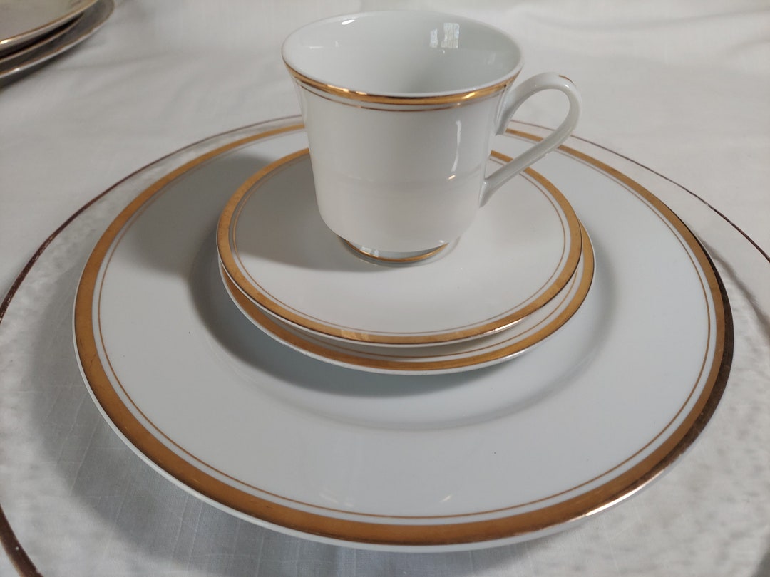 SHEFFIELD Gold Dinnerware, 4-pc. Place Setting - Etsy