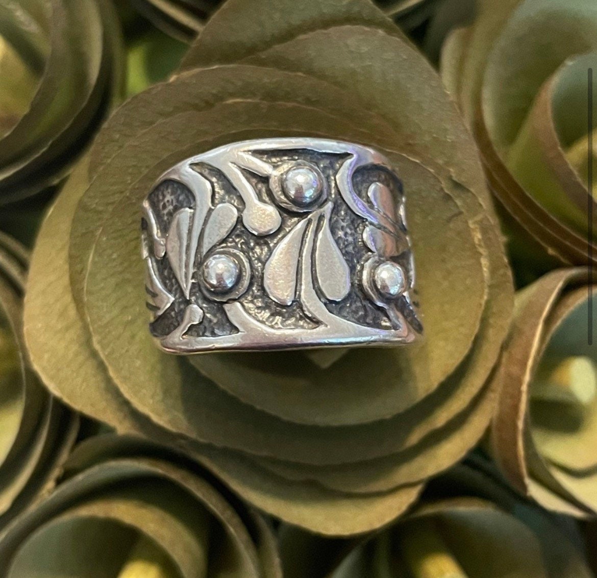 Silpada Floral Vine Holy Trinity Berry Leaf Sterling Silver Ring R1686 ...