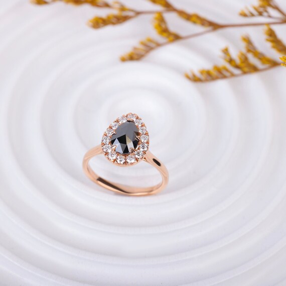 Teardrop salt and pepper diamond store