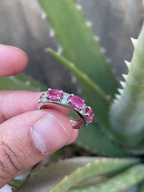Oval Natural Ruby Ring / Minimalist Ring / Boho Ring / | Etsy