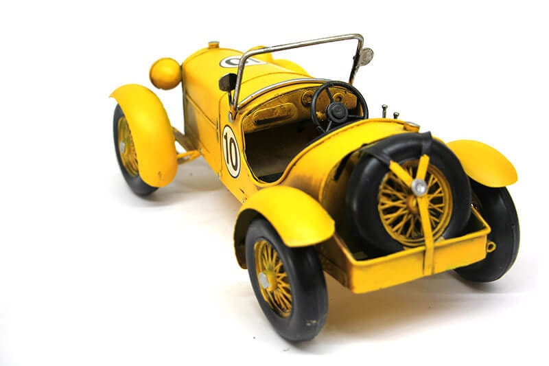 Nostalgic Metal Racing Car Model, for Your Home Decor and Office Decor ...