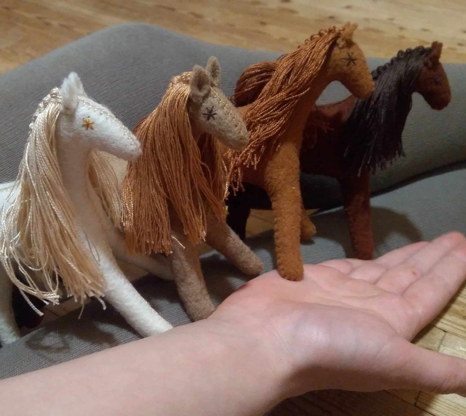 Felt Horse Pattern PDF, Stuffedhorse Pattern, Waldorf Horse Sewing ...