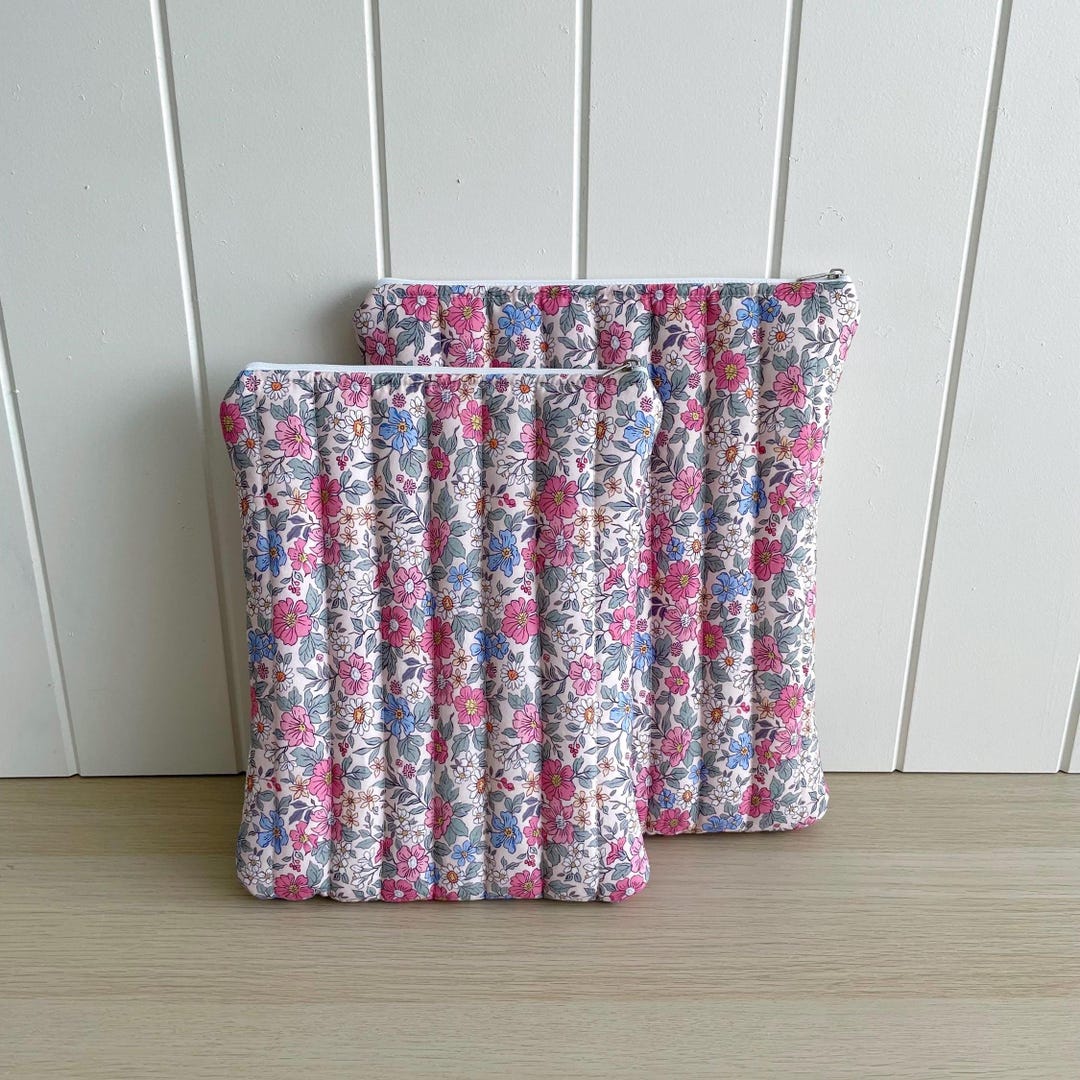 Quilted Book Sleeve: Pink Wildflower Cotton-poplin Book Cover - Etsy