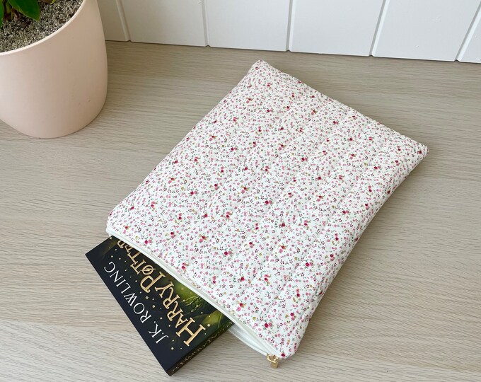 Quilted Tiny Pink Floral Book Sleeve, Book Cover, Book Protector, Book ...