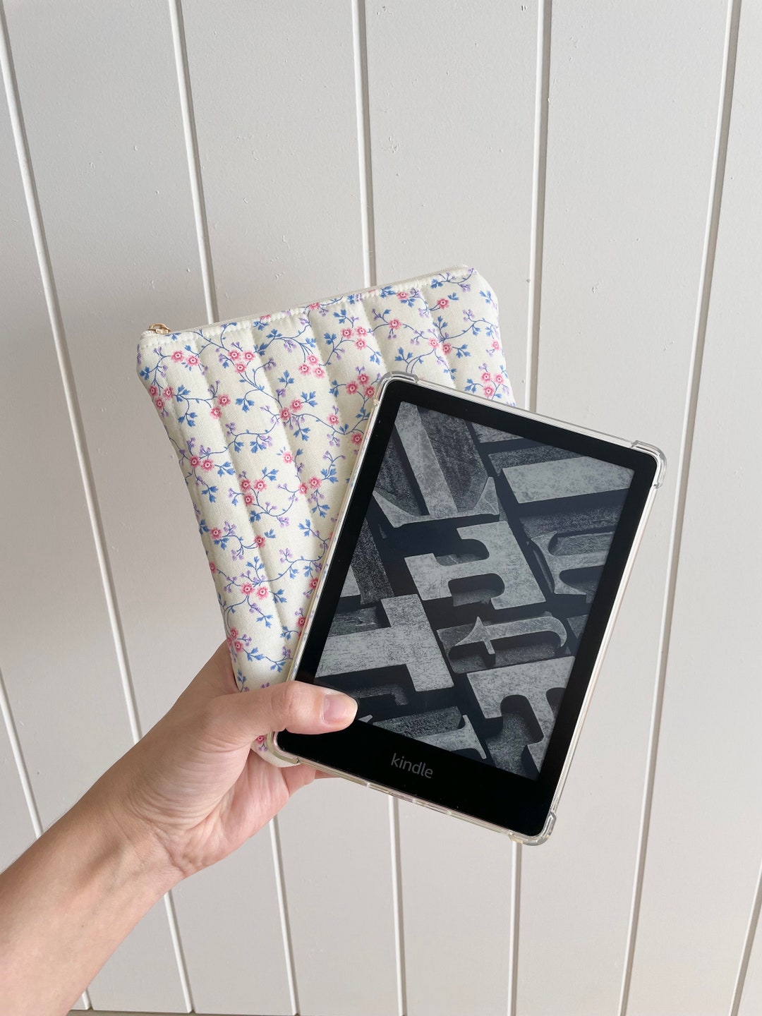 NEW Quilted Indigo Vines Kindle / E-reader Sleeve, Kindle / E-reader ...