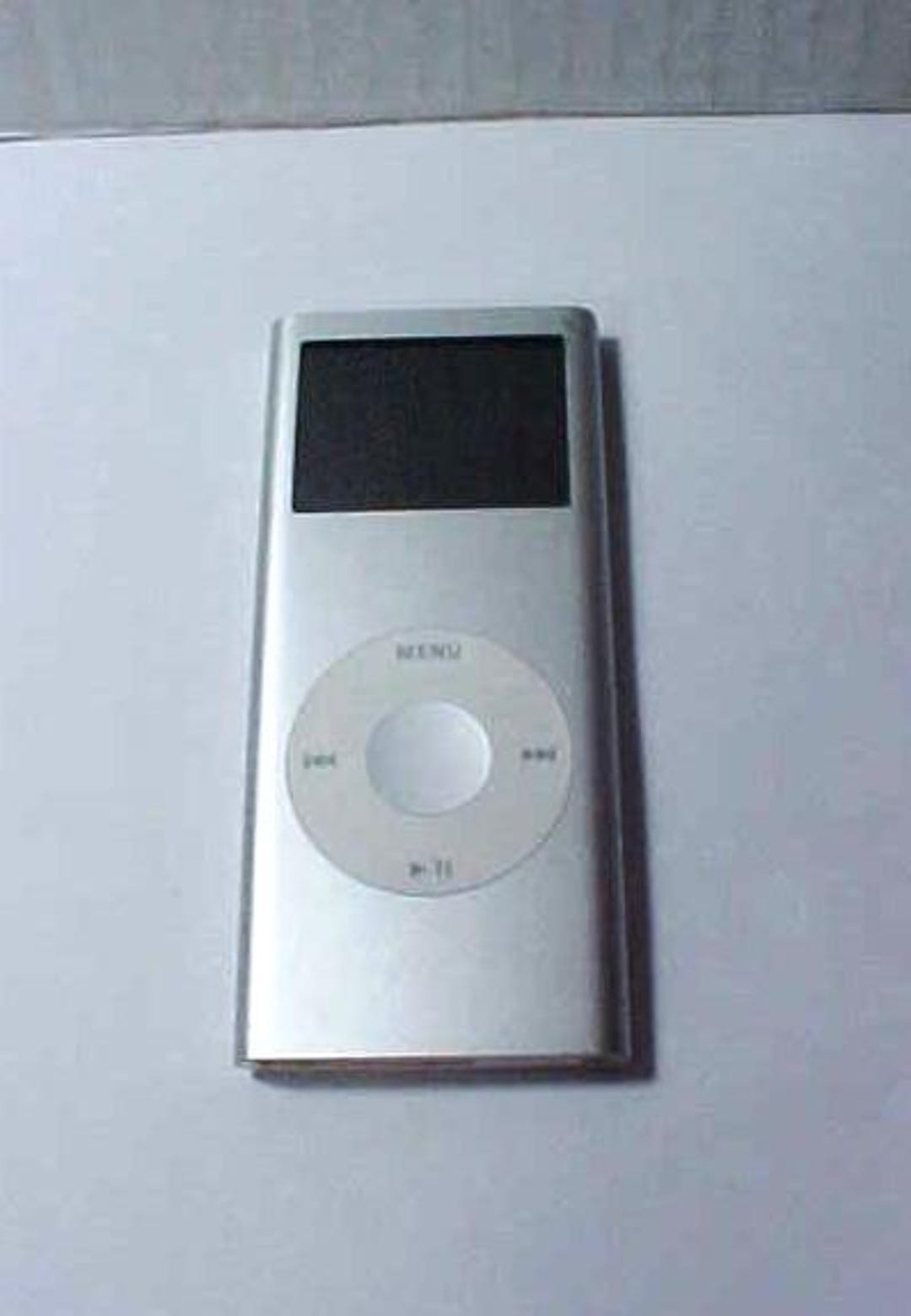 Vintage, Hard to Find Apple Ipod Nano 2nd Generation - A1199 2GB Silver ...