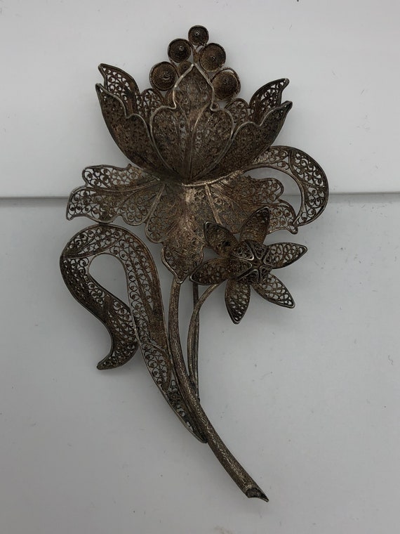 filigree silver flower - Gem