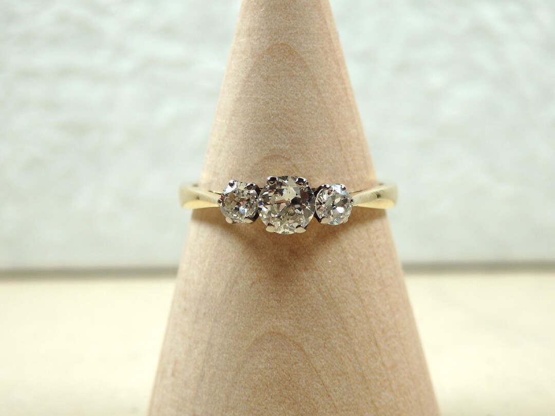 Transitional Cut Diamond 3 Stone Ring - Etsy