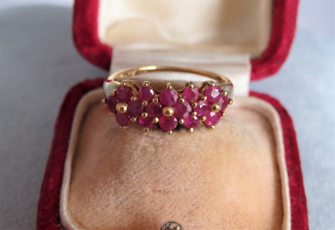 Vintage Ruby Cluster Gold Ring - Etsy