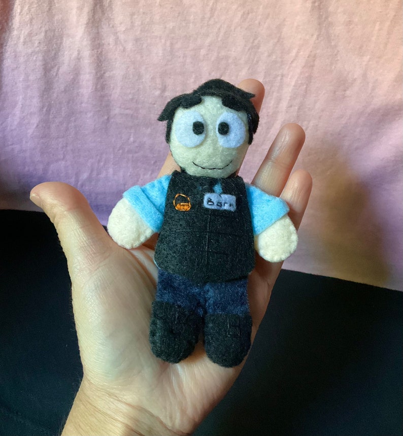 HL- Barney Calhoun Felt Pal - Etsy