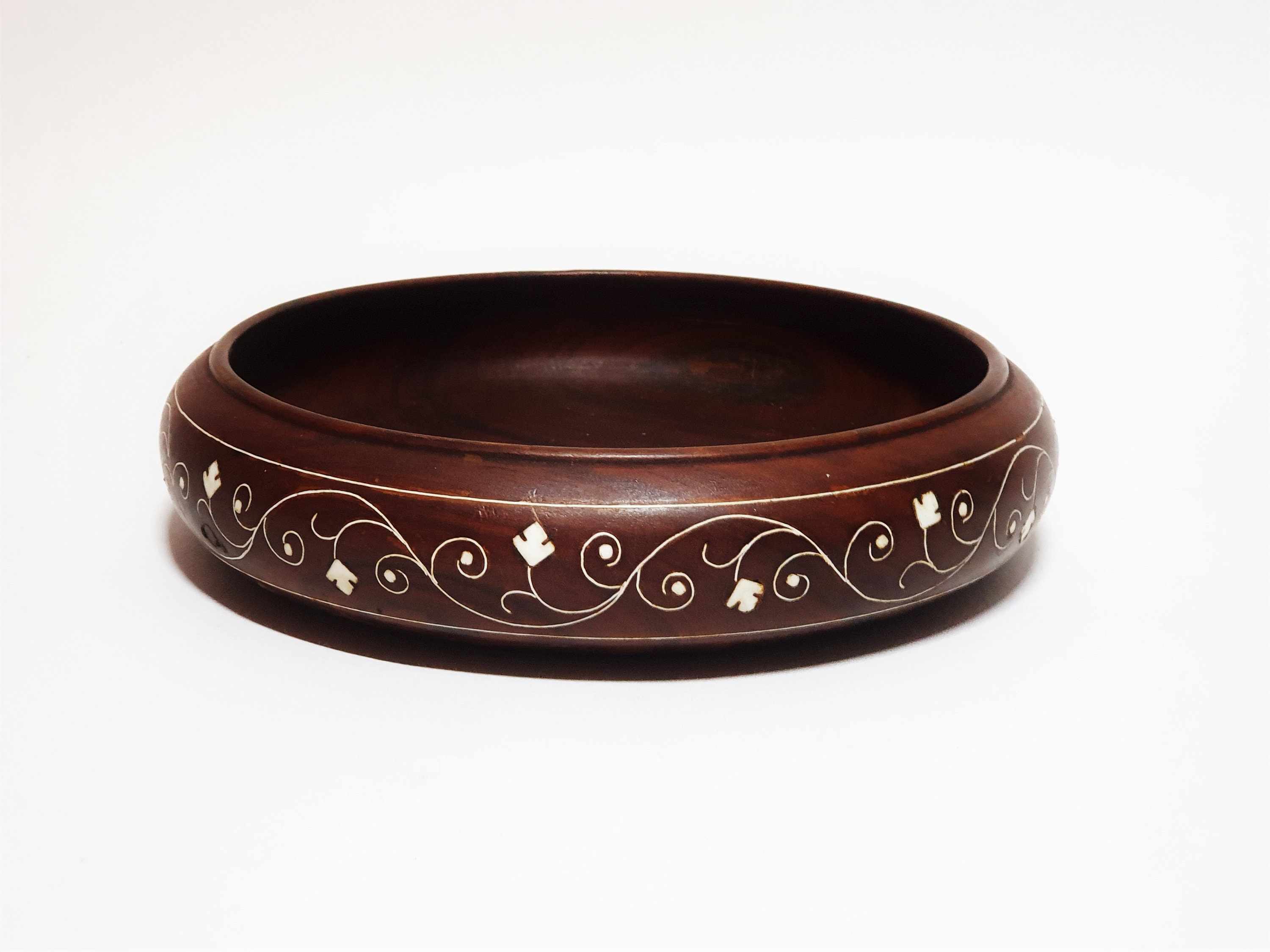 Handmade Wooden Bowl With Bone Inlay Vintage Friesland. - Etsy Nederland