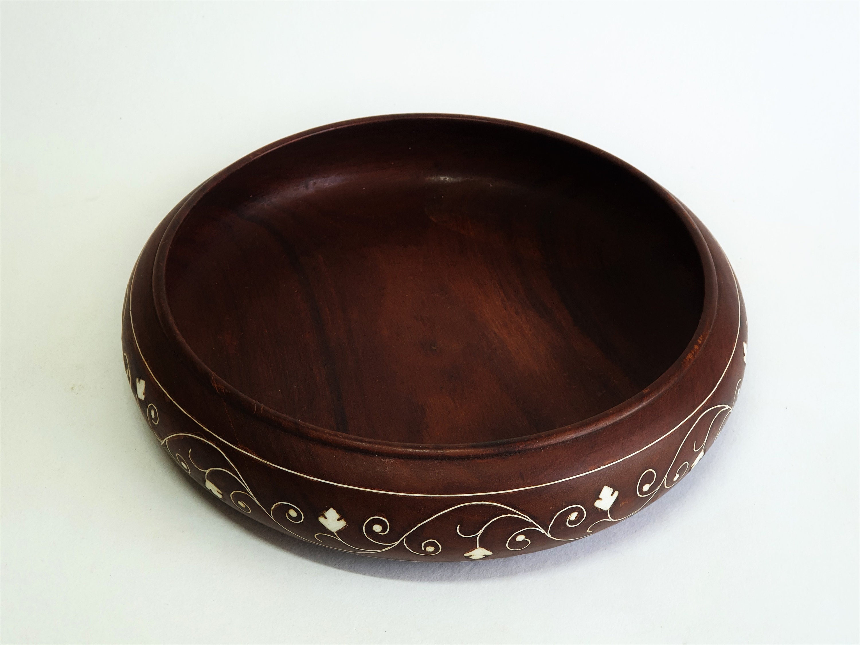 Handmade Wooden Bowl With Bone Inlay Vintage Friesland. - Etsy Nederland