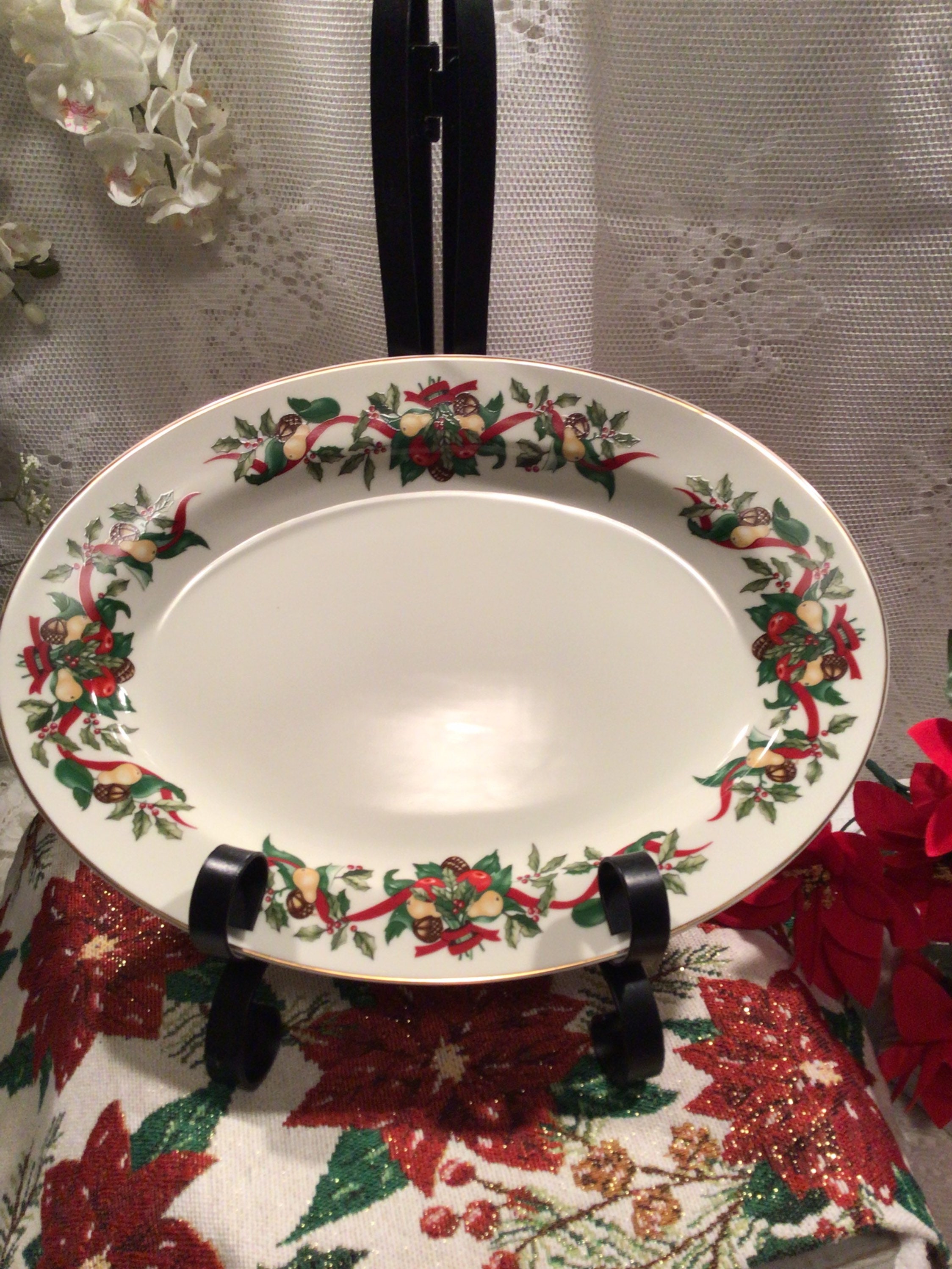 AMC NY NY Christmas Bounty Holiday Platter - Etsy