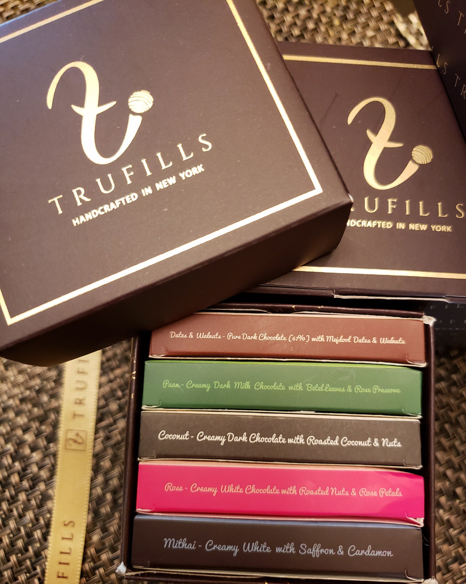 NEW ! Dates & Walnut Chocolate Bar - Etsy