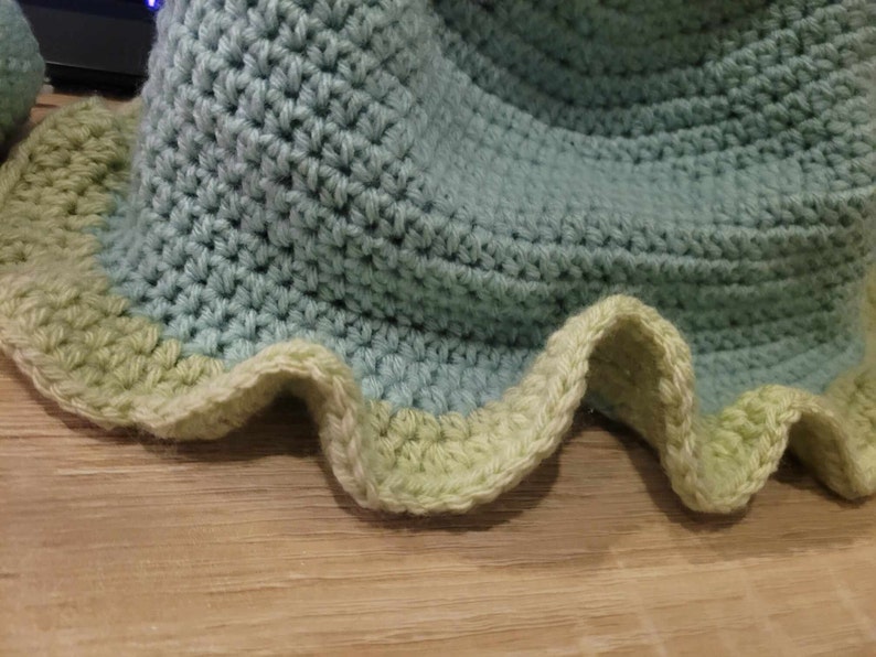 Gary the Snail Hat PATTERN - Etsy