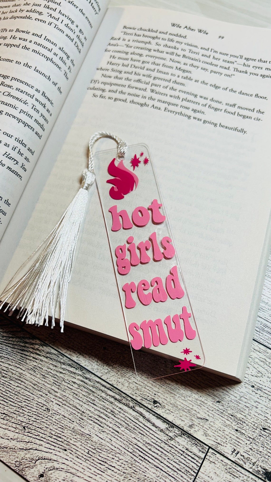 Hot Girls Read Smut Bookmark for Spicy Book Lovers, Acrylic Bookmarks ...