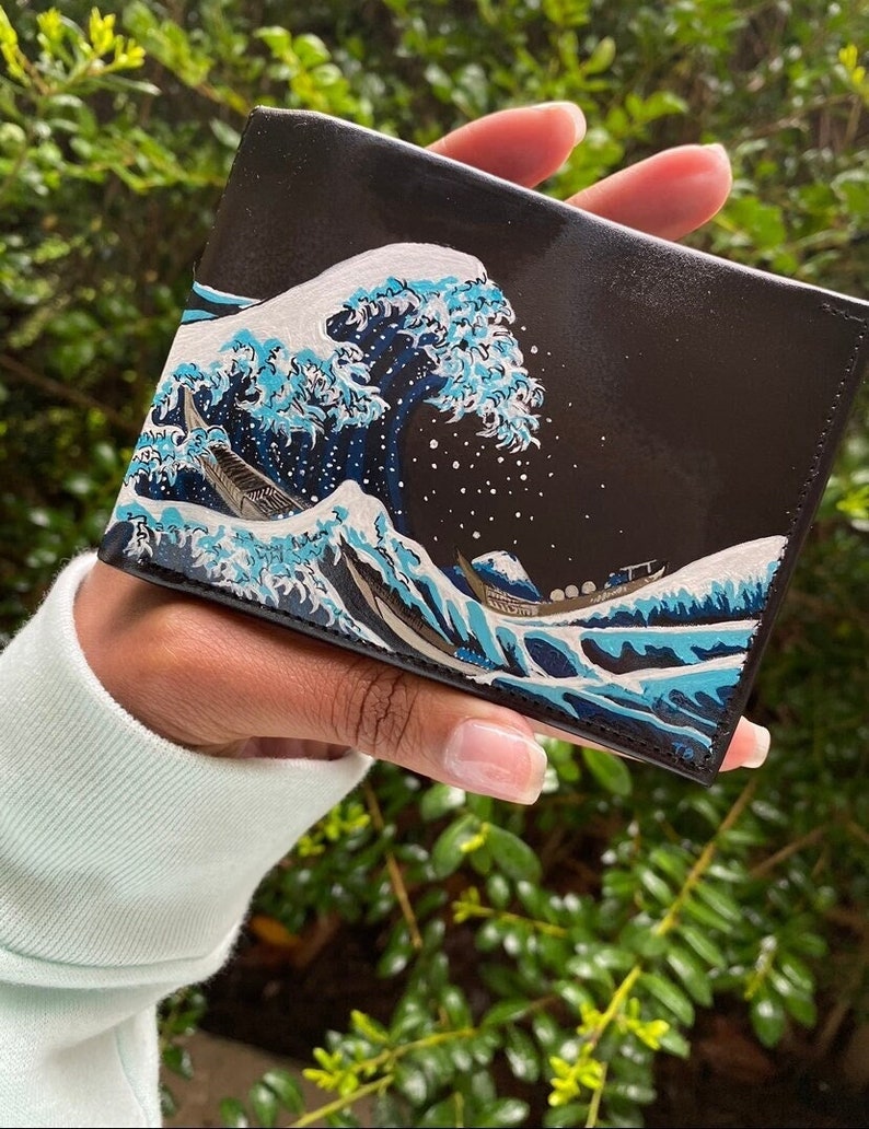 Men’s Hand-painted Wallet | the Great Wave off Kanagawa | Japanese Wave ...