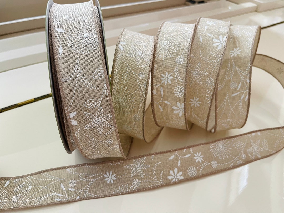 1.5” Beige & White Flower Patten Wired Ribbon - Sold by the Yard - Etsy