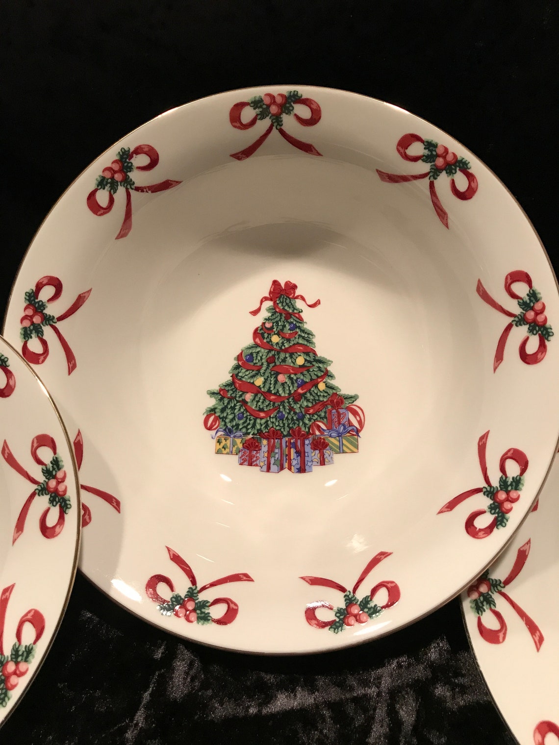Gibson Housewares Vintage Christmas Tree Plates & Bowl Set | Etsy
