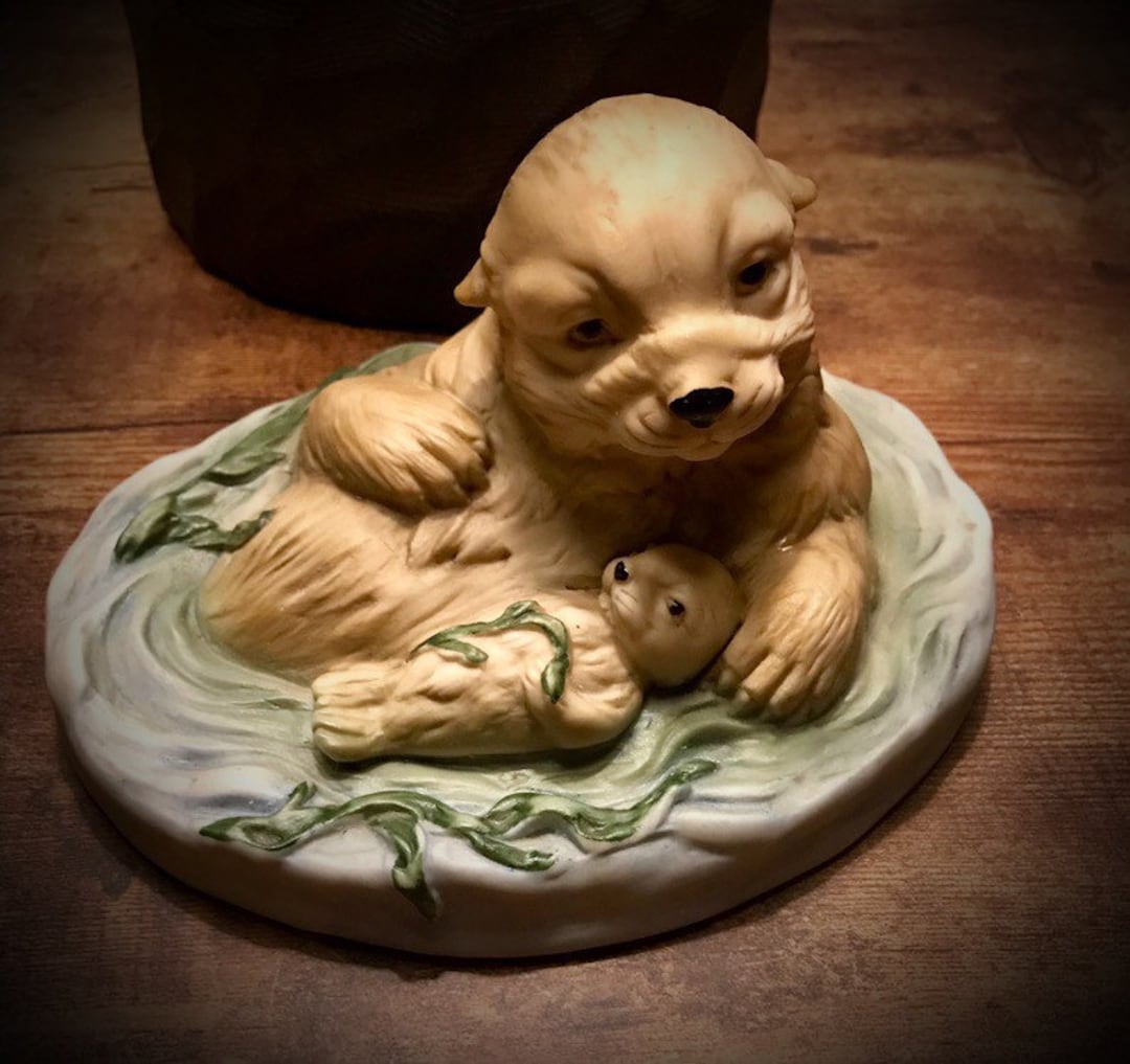 Vintage Ceramic Mama and Baby Otters - Etsy
