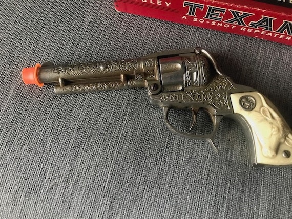 Old Hubley Cap Guns Vintage Hubley Cowboy Jr. Repeating Toy Cap