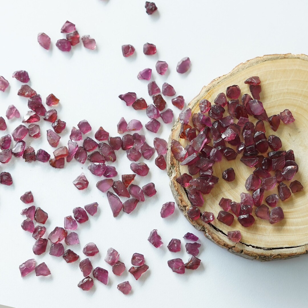 Raw PINK Rhodolite Garnet, 3-9 Mm Natural Rough Rhodolite Garnet Red ...