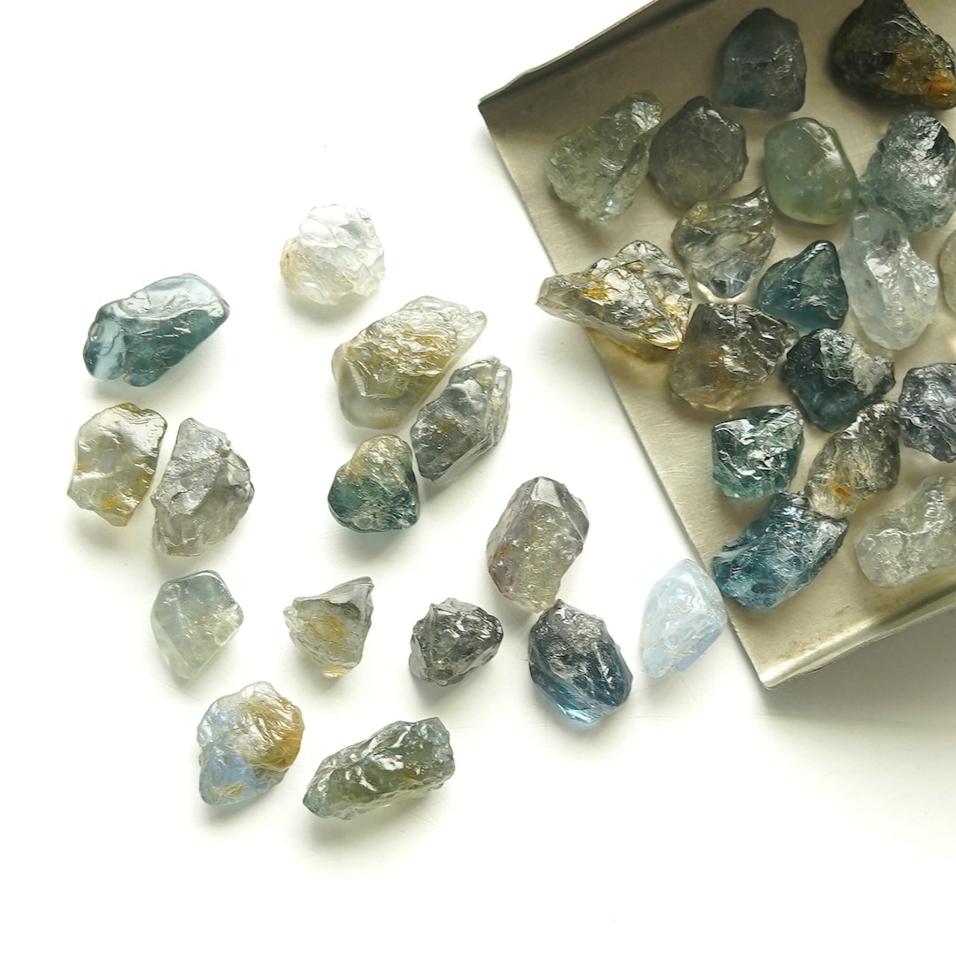 Raw Teal Green Spinel Rough Stone, 6-9mm Raw Spinel Crystal Loose ...
