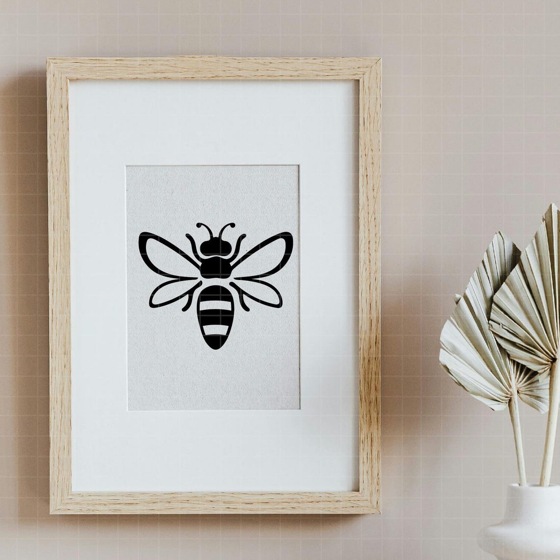 143 - Little Bee SVG, EPS, PNG - Little Bee Clipart Vector. Bee Outline ...