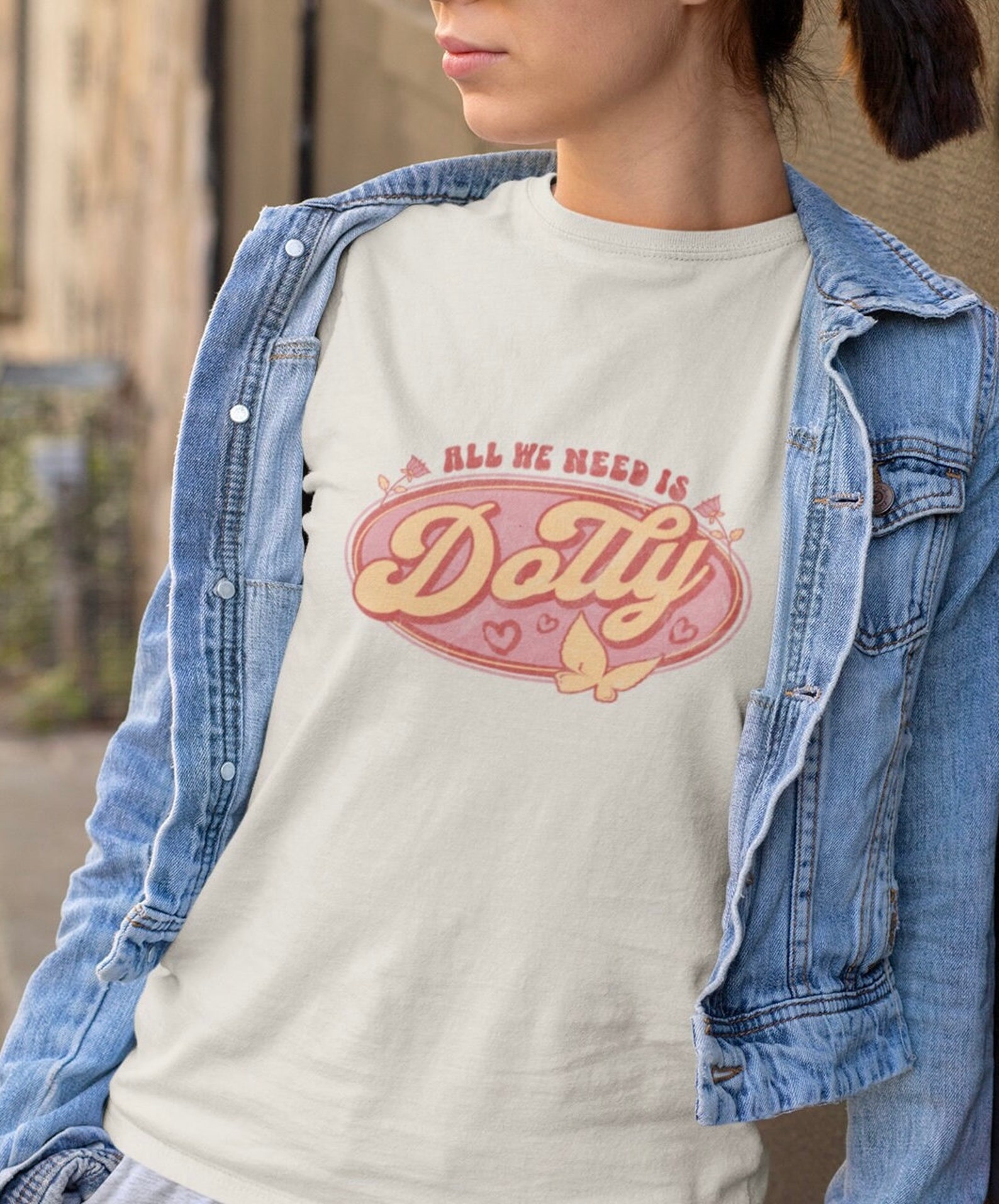 Dolly Parton Tshirt Cute Country Tee WWDD All We Need is Dolly County ...