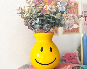 Smiley Face Vase - Etsy UK
