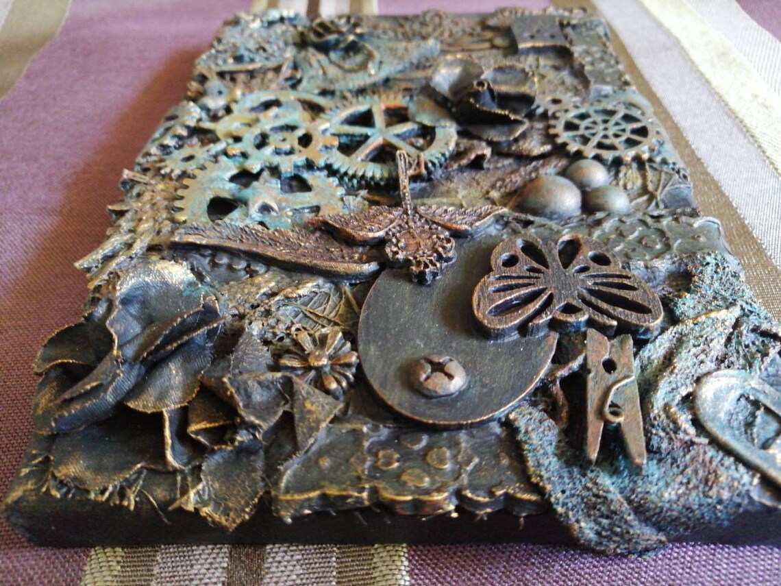 Beautiful Handmade Grunge Steampunk Bee Butterfly Owl Cogs Key Canvas ...