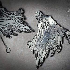 Wraith Glow in the Dark Ghost Horror Pin - Etsy