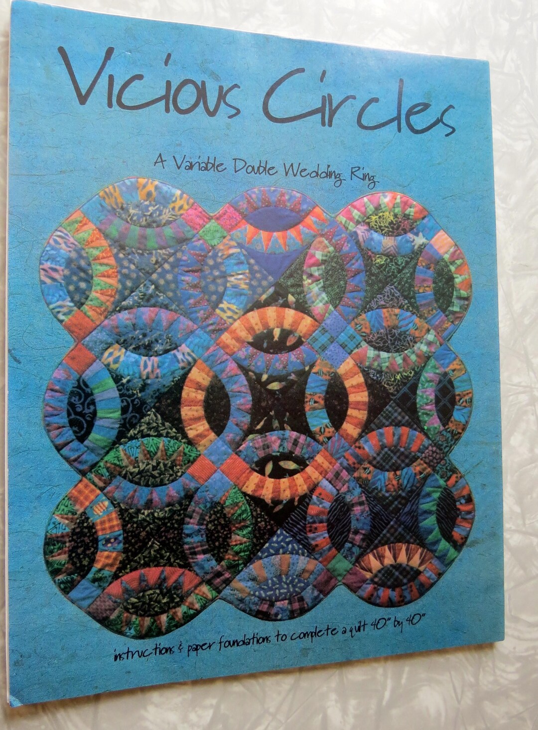 VICIOUS CIRCLES A Variable Double Wedding Ring 40 X 40 Quilt ...