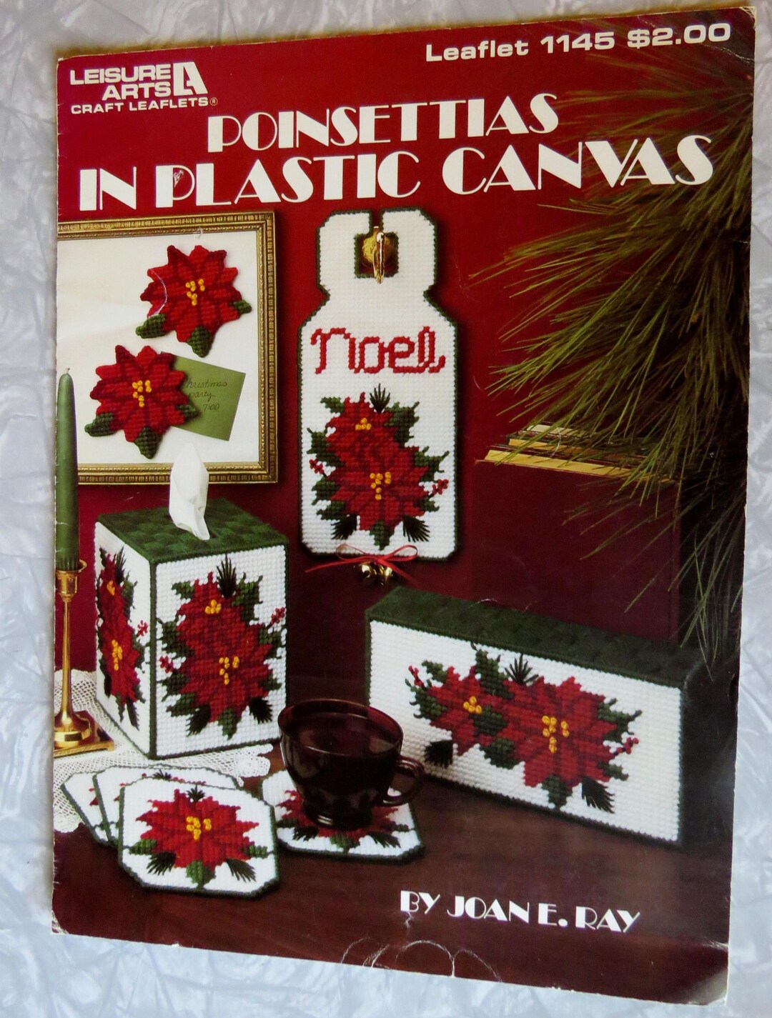 POINSETTIAS in Plastic Canvas Vintage 1988 Leisure Arts Leaflet 1145 ...