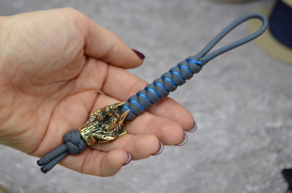Wolf Head Protection Keychain With Paracord - Unique Boyfriend Gift ...
