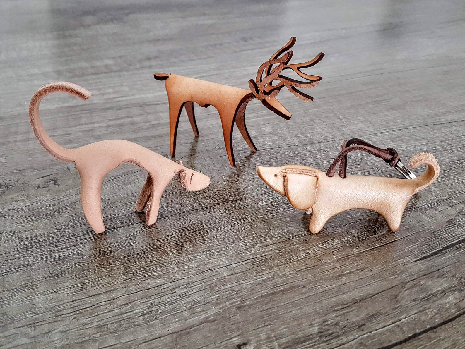 Leather Animal Ornaments Toy's Decorate Natural Leather Keychain Dog ...